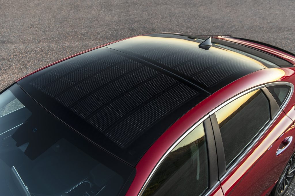 Electric Cars With Solar Roofs Revolutionizing Sustainable ...